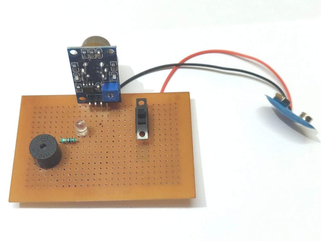 Smoke Detector Alarm Electronic Project kit - Technical Hut